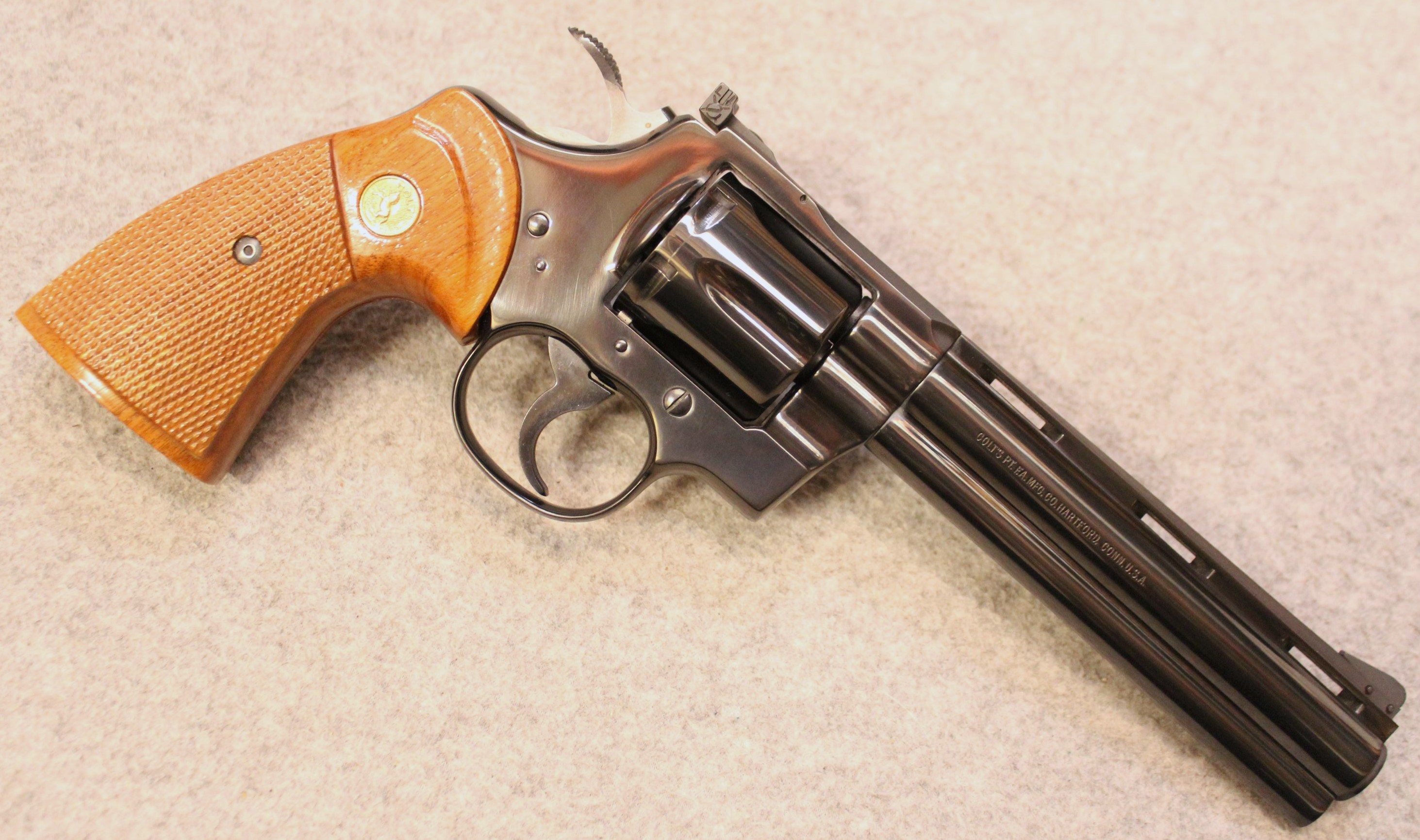 Colt ~ Python ~ .357 Mag | Bass Pro Shops